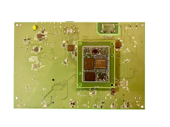 Open-Q™ 6490 Development Kit - LANTRONIX CANADA, ULC